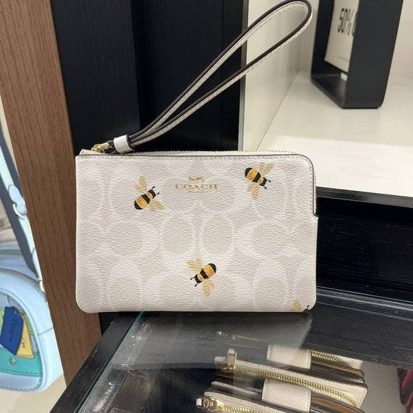 Coach | Bags | Coach With Bee Print Corner Zip Wristlet C8674 Imrfi ...